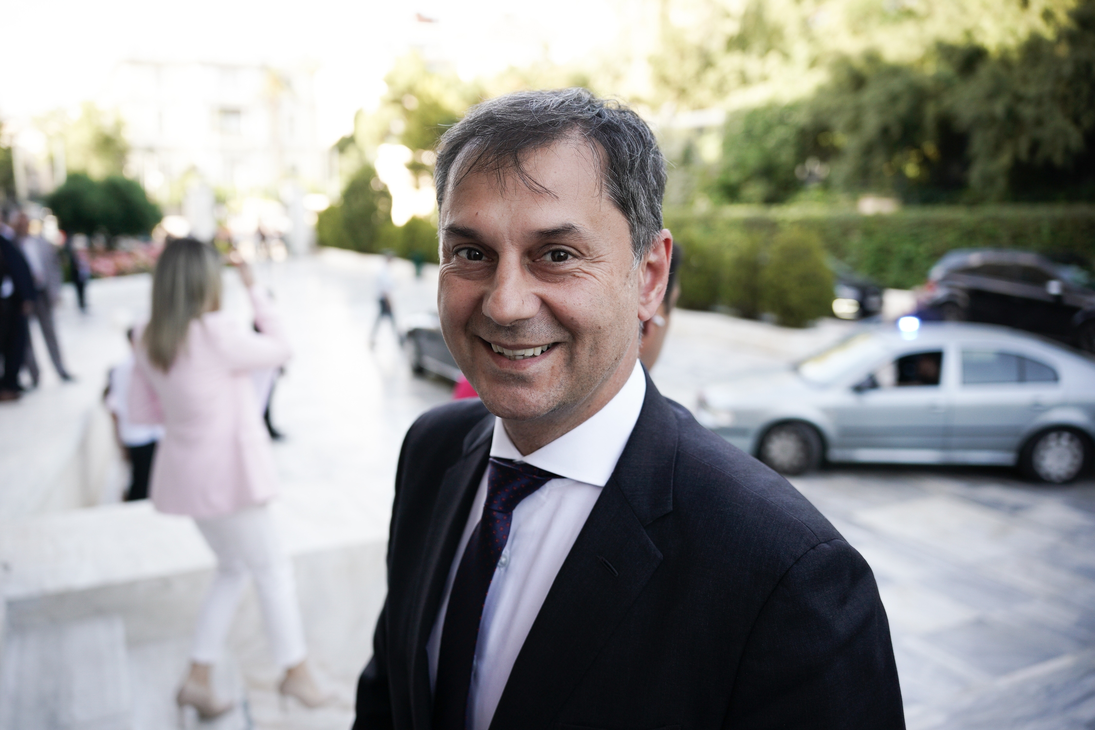 Το Υπ. Εθνικής Οικονομίας διακίνησε ψεύτικη δήλωση του Χάρη Θεοχάρη ότι ...