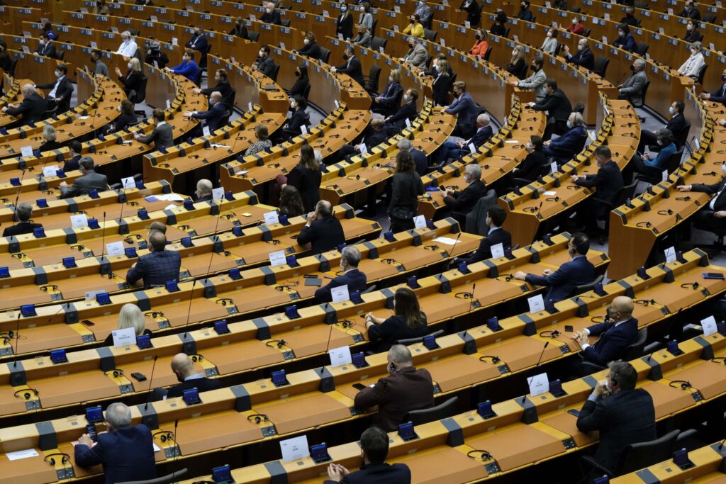 Ευρωομάδα ΣΥΡΙΖΑ: «Η ΕΕ νομοθετεί για να αντιμετωπίσει τον πληθωρισμό ...